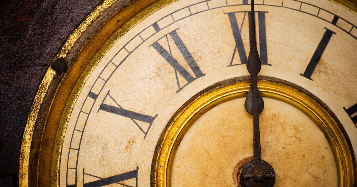 Step-By-Step Guide To Safely Moving a Grandfather Clock